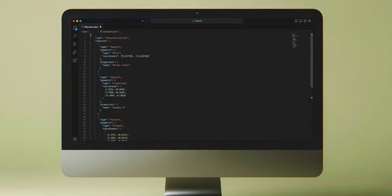 GeoJSON format - explanations, examples